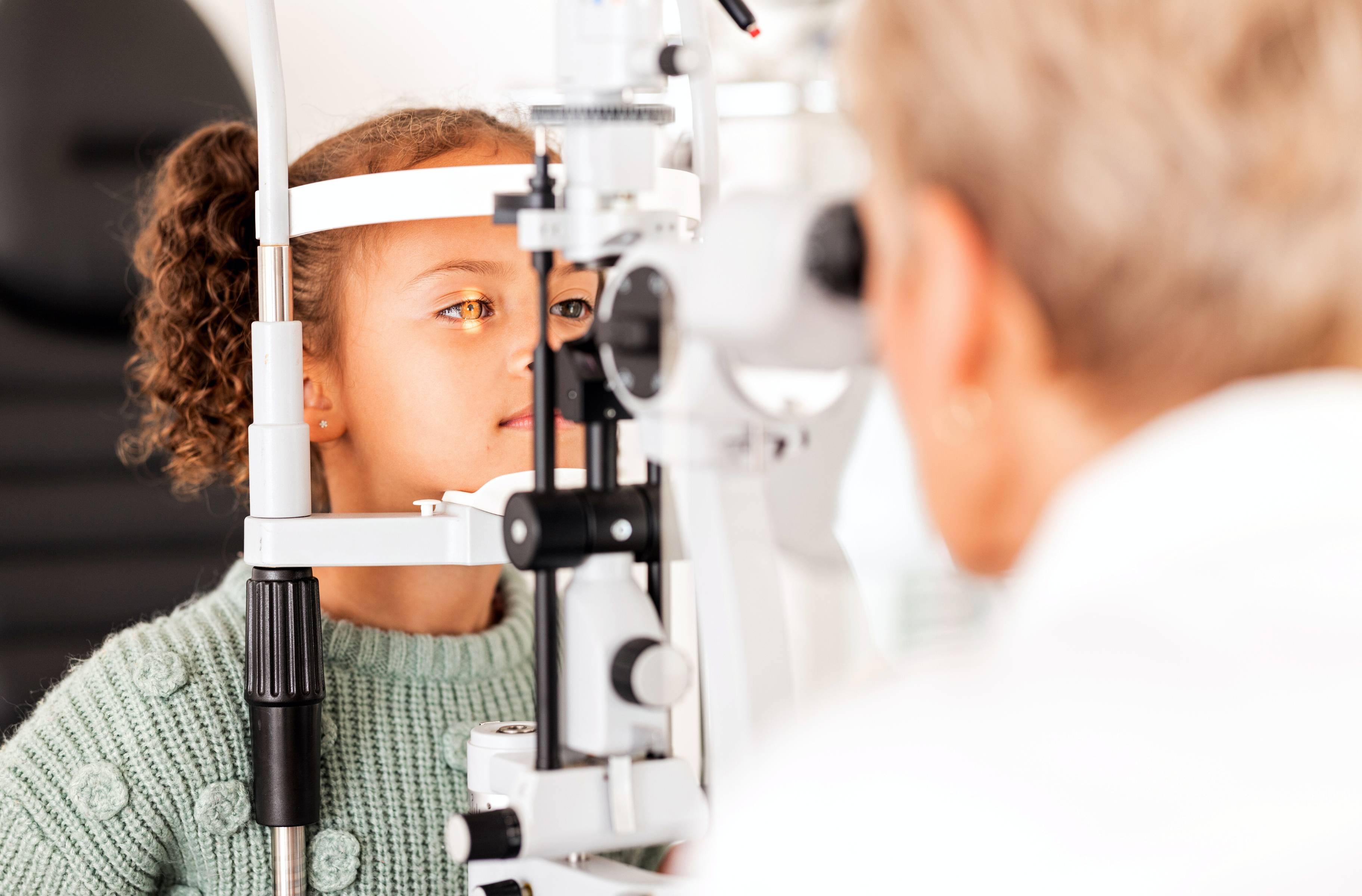 Questions to an optometrist-what are the signs to look for to know if ...