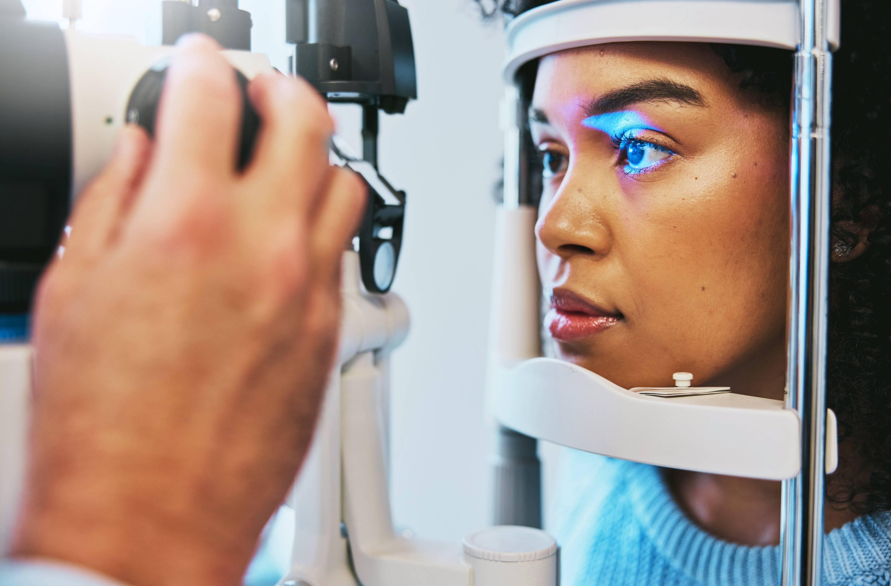 Hypermétropie - Diagnostic, Symptômes, Traitement – Iris