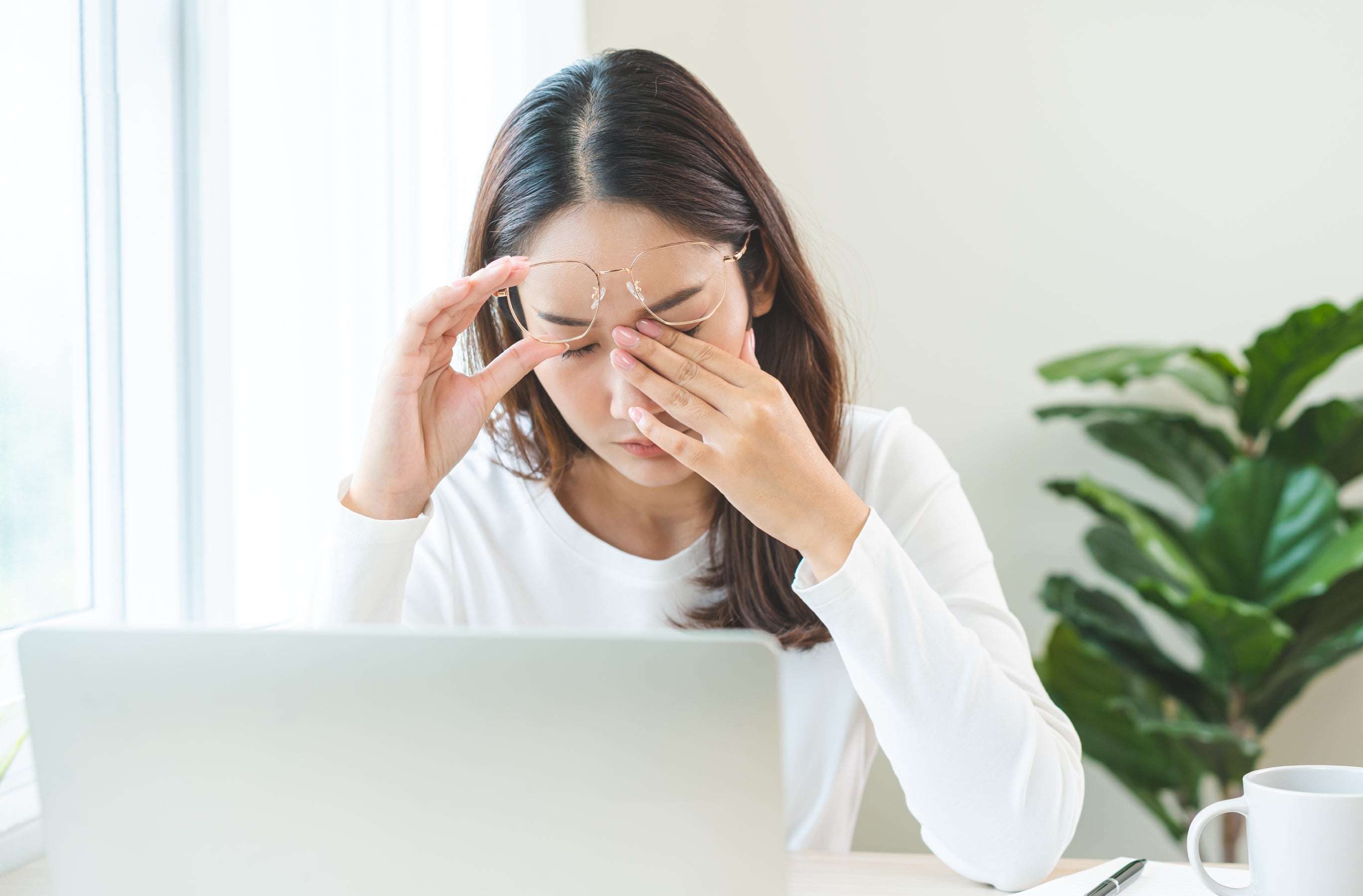 Questions for the optometrist: What causes eye twitches and how can th ...