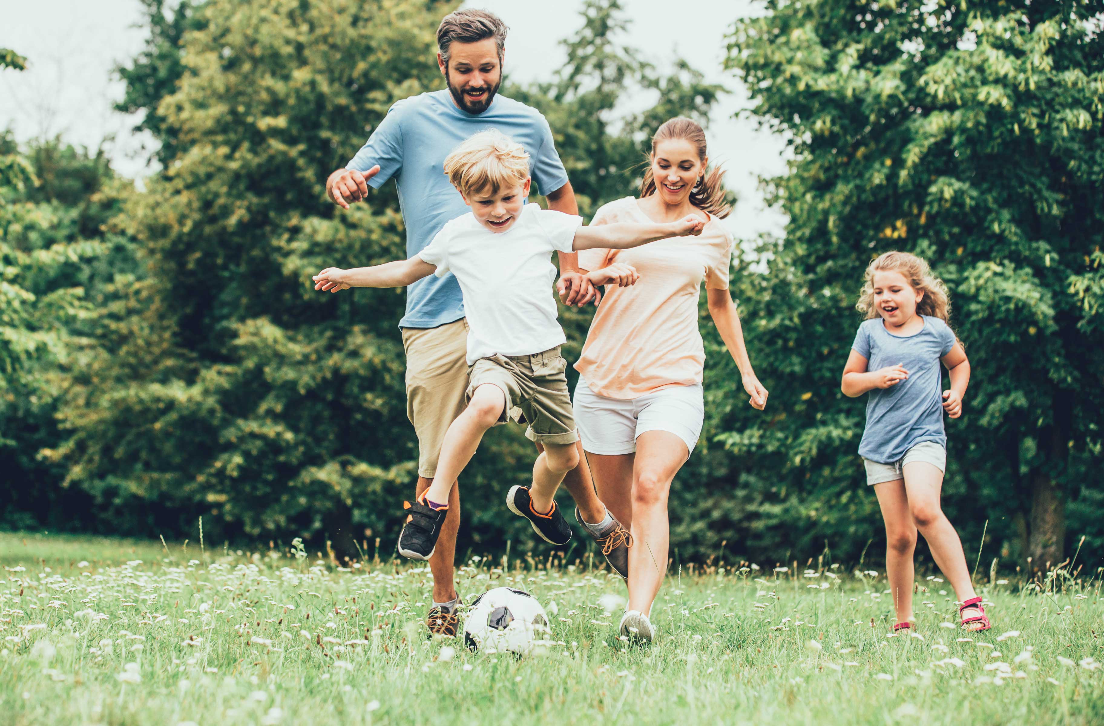 Allez jouer dehors : c’est bénéfique pour la vision de vos enfants! – Iris