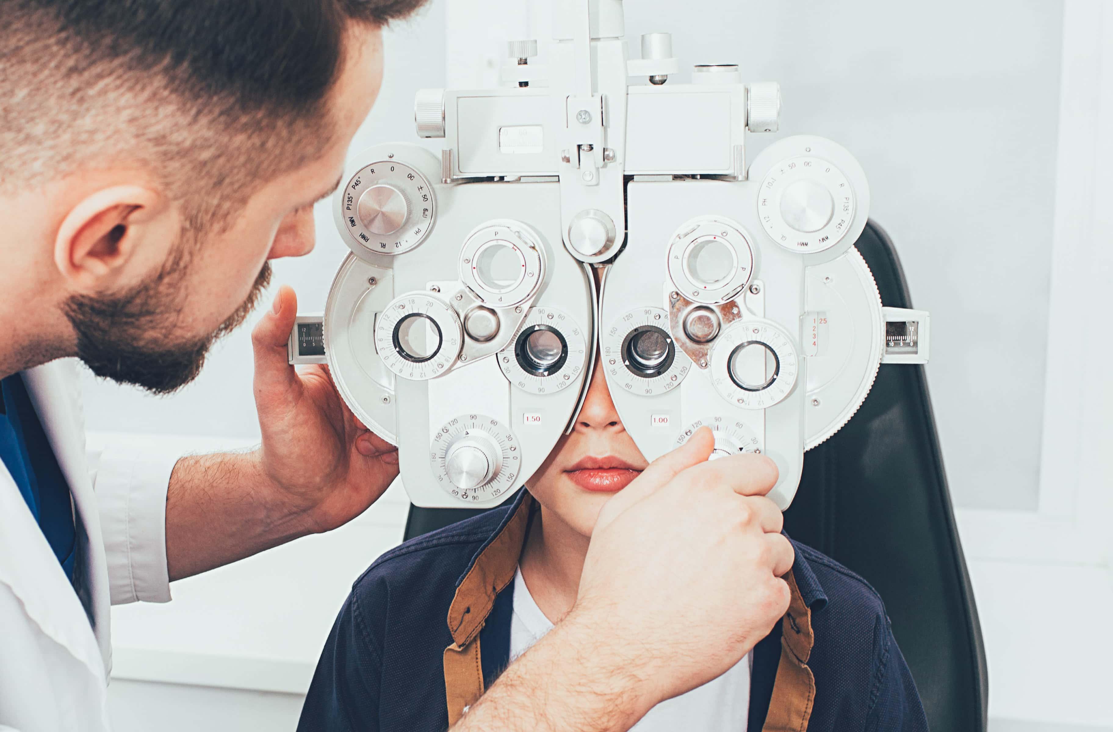 Keratoconus: what are the causes and symptoms? – Iris