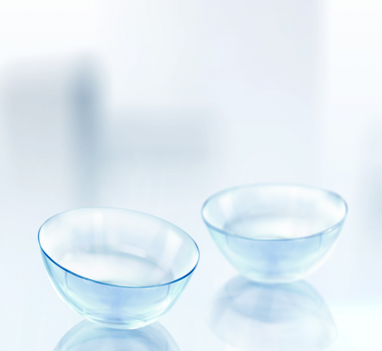 Lentilles cornéennes & Verres de contacts | IRIS – Iris