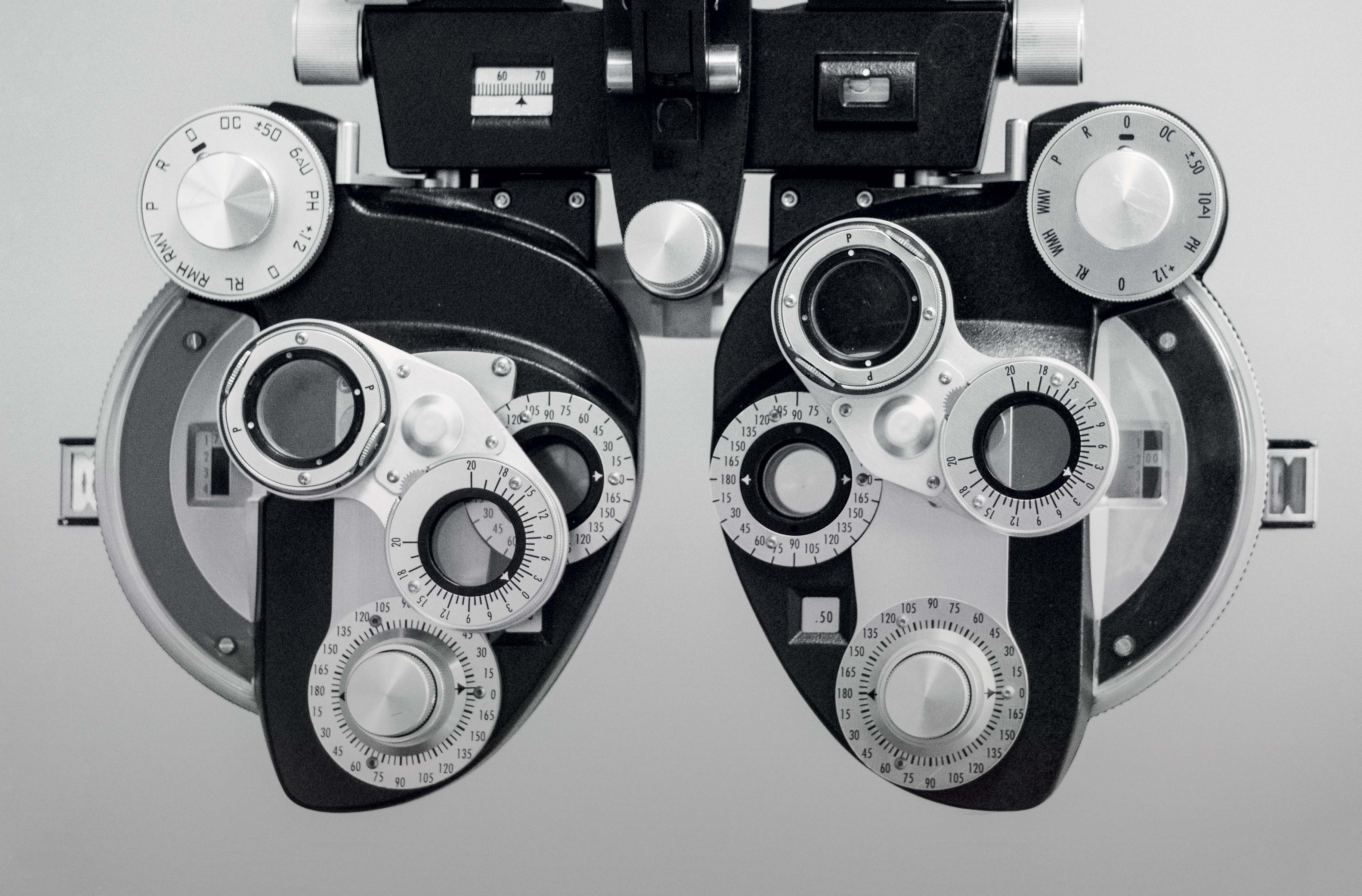 Optométriste, opticien, ophtalmologiste: qui fait quoi? – Iris